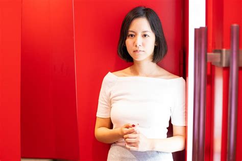 元アイドリング遠藤舞、芸能界引退後の野心「40歳で経営者になりたい」 文春オンライン