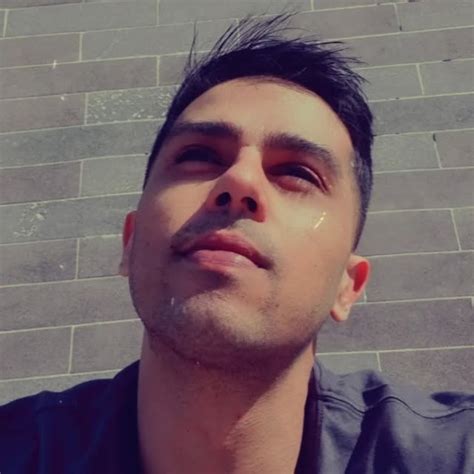 Junaid Gani Junaid Gani On Threads