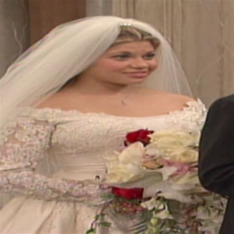 24 Tv Wedding Dresses I Really Like Or Really Dont
