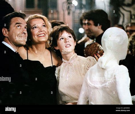 John Cassavetes Gena Rowlands Molly Ringwald Tempest 1982 Stock