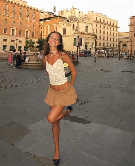 Pin By Melissa On Italian Summer Nashville Outfits Summer Outfits