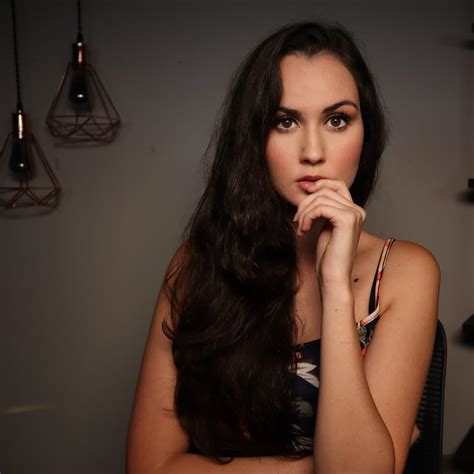 Sydney Watson Scrolller