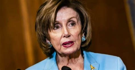 Watch Nancy Pelosi Shuffles Around Congress Using A Walker