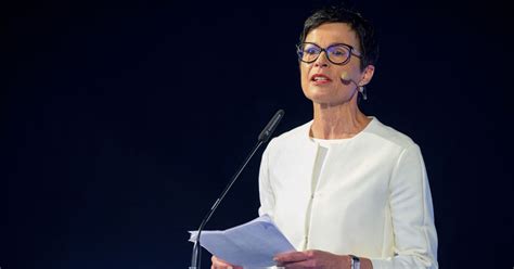Marta Kos Sutra Dolazi U Srbiju Sastaće Se I Sa Predsednikom I