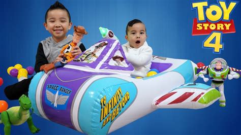 Toy Story Rocket Ship Surprise Fun With Ckn Youtube