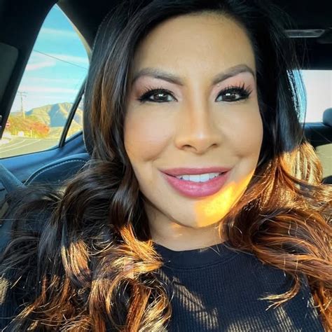 Erica 😘 Oherica • Threads Say More