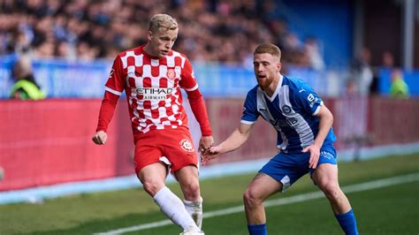Donny Van De Beek Shares Some Wonderful News With Ajax Im Not Far