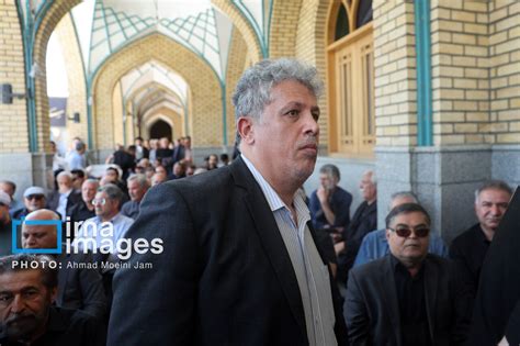 تصاویری از فرزندان مرحوم اکبر هاشمی رفسنجانی در مراسم تشییع عمویشان