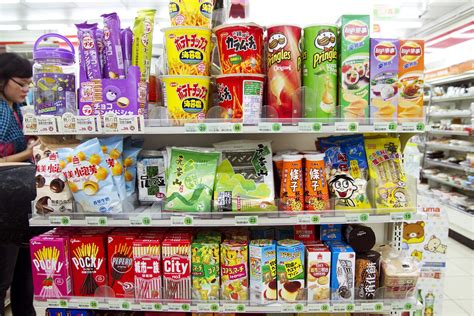 Snacks Ximending 7 11 In Taiwan Seems Way Cooler Than 7 11 Flickr
