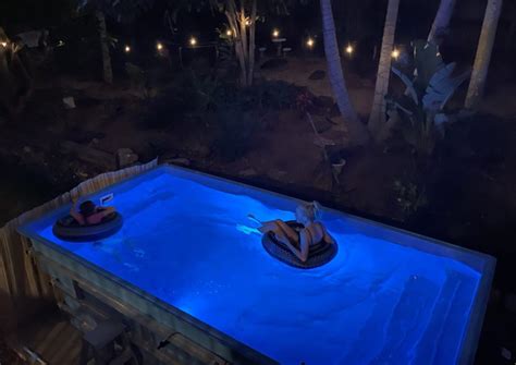 Rectangle Swimming Pool Cruiser Polyworld