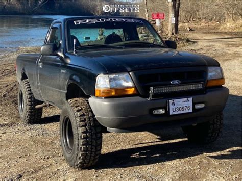1999 Ford Ranger With 15x10 44 Pro Comp 51 And 31 10 5r15 Federal
