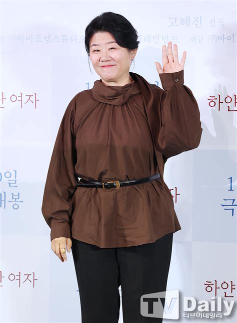 【圖】李姃垠and鄭麗媛攜手亮相懸疑片 《白車裡的女人》試映會，揭開暴雪之夜的謊言與真相 Ksd 韓星網 電影