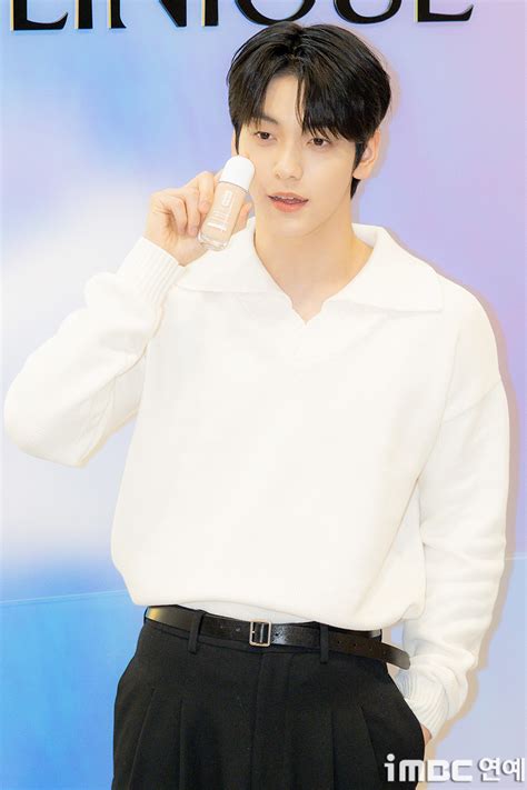 [포토] 투바투 수빈 서있기만 해도 화보