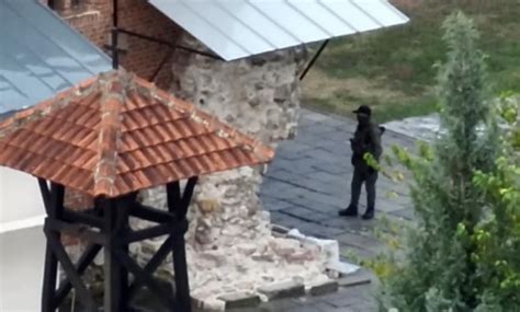 Njësia Speciale E Kosovës Ka Hyrë Brenda Manastirit Të Banjskës Alsat