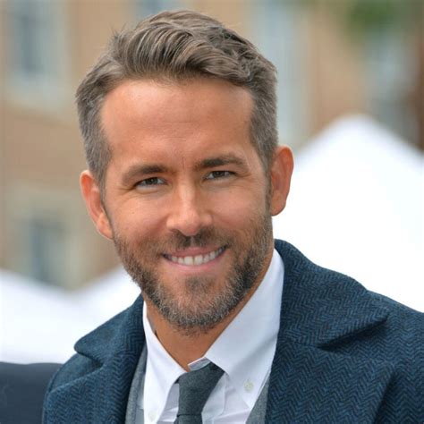 Ryan Reynolds زراعة الشعر Hair Transplant Turkey Turkeyana