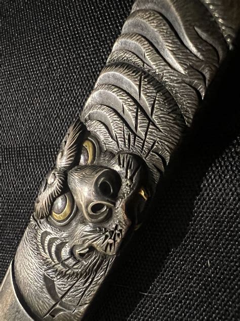 ふなっしー💙 On Twitter 。゜ ゜日本刀の小柄に小刀を着けて観察してるなっしー とにかく虎の眼力が凄いなっしー 細部まで手を抜かない江戸時代の金工師の技に感服なっしー 小柄