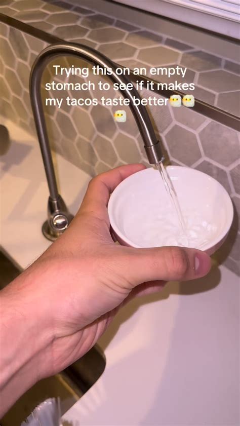 How To Use The Kivin Method For Better Taco Eating