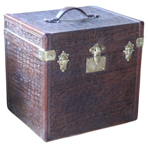 1930s Red Canvas Cube Shape Hat Trunk Steamer Trunk Travel Trunk