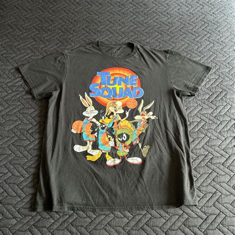 Vintage Looney Toons Toon Squad Tshirt Size L Depop