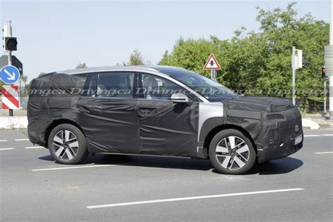 Hyundai Ioniq 7 Suv Spied With Ioniq 5 Styling Cues Driving