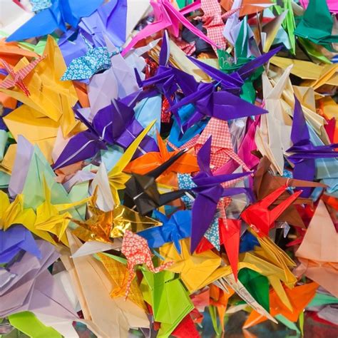 Charity For Civil Servants 1000 Origami Cranes Senbazuru In February