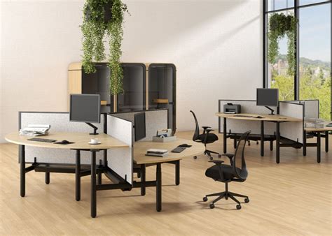 Round Workstation Office Design