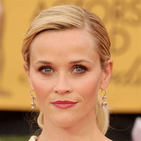 Reese Witherspoons 18 Most Iconic Hair Looks
