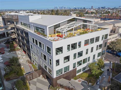 Netflix On Vine Hollywood California Projects Raaft Roof