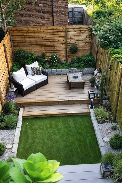 How To Build A Ground Deck For Small Yards Small Garden Landscape
