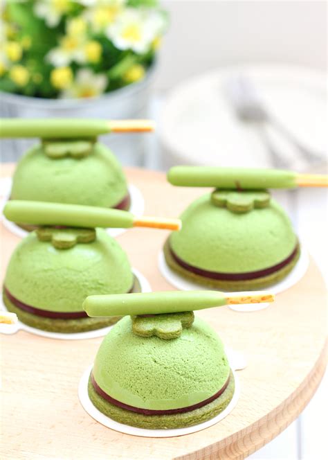 Matcha Mousse Tarts