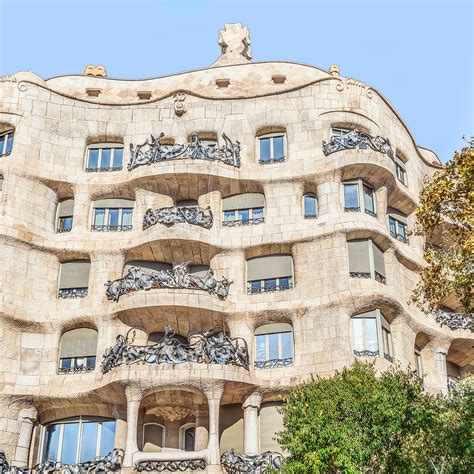 Plano Casa Mila De Gaudi Descubre La Pedrera Joyas De Gaudí En