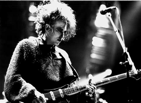 Robert Smith Of The Cure 1990 Roldschoolcool