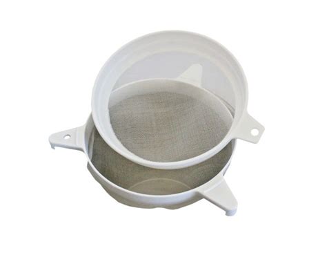 Bees On A Budget Honey Processing Kit With Plastic Extractor