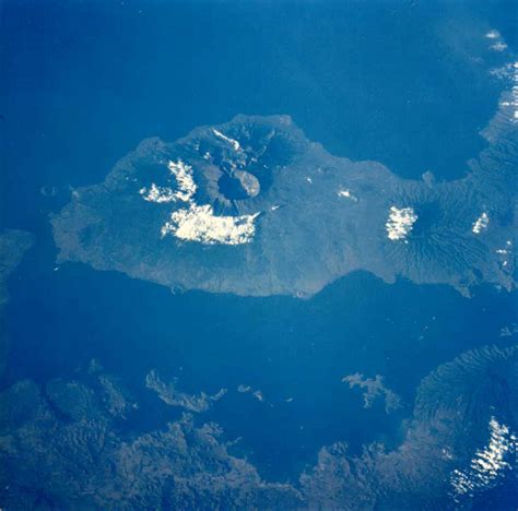 Tambora Volcano Caldera At Emma Sparks Blog
