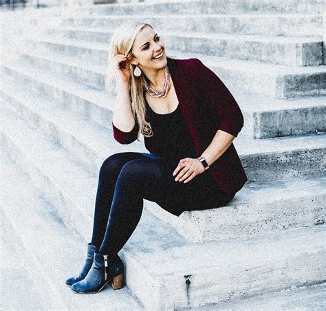 Remax Home Cheyenne Summer 605