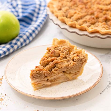 Dutch Apple Pie Recipe With Buttery Streusel