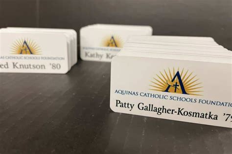 Custom Name Badges For Volunteers And Employees