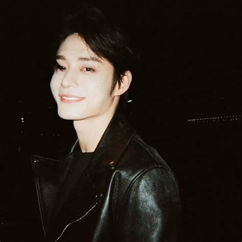 ㅤ Irisgallo • Threads Say More