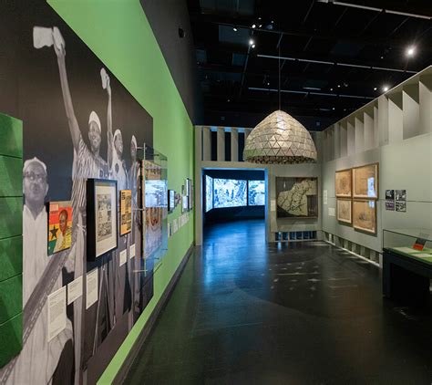 Vanda Examines Tropical Modernism As A Guide For The Future In Major