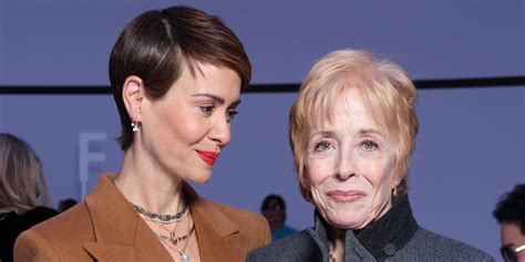 Sarah Paulson Says Girlfriend Holland Taylor Is The ‘smart Wisest