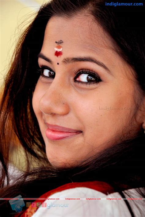 Devika Actress Hd Photosimagespics And Stills 230665