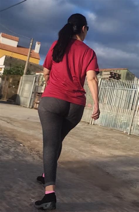 Butterface Milf With Delicious Jiggly Bubble Butt Oc  Video