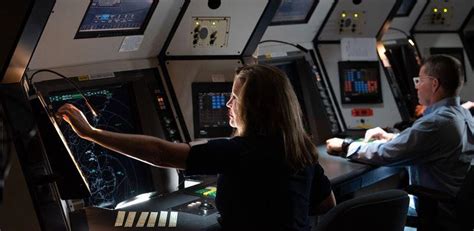 Faa Atc Modernization Integrator Choice Heads To White House Aviation