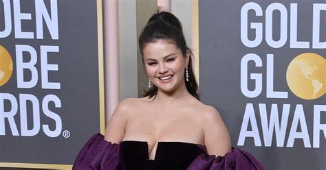 Selena Gomez Claps Back At Body Shamers After Golden Globes