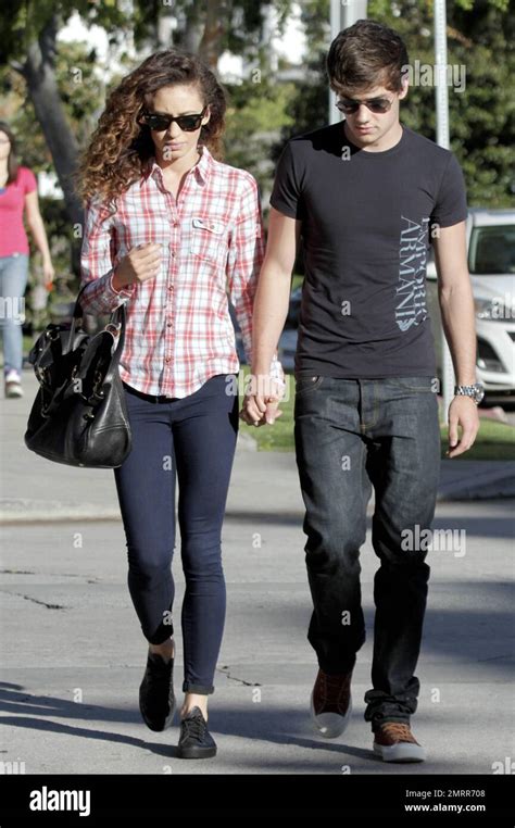 Exclusive One Direction Singer Liam Payne Holds Hands With Girlfriend