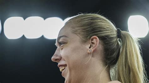 Női Kosárlabda Határ Bernadett Remekelt Spanyol Csapatában Nemzeti Sport