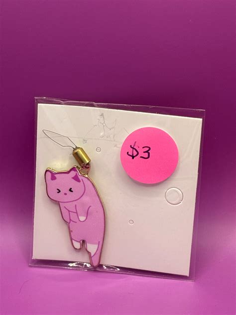 Cat Needle Threader Threading Carefully