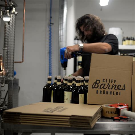 Cliff Barnes Bränneri