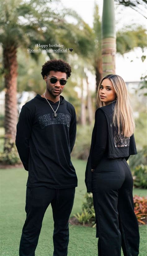 Pin By Alexis L On Obx Cast♡ Obx Jonathan It Cast