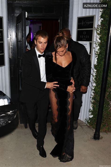 Hailey Baldwin Sexy Seen With Justin Bieber While Leaving An Art